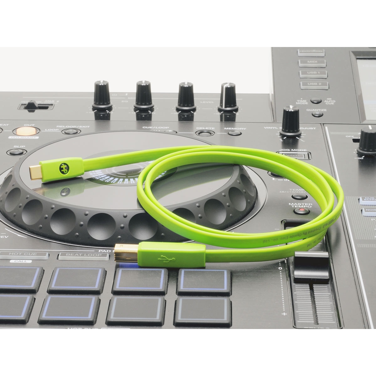 Oyaide d+ USB Type-C Class B - 0.7 m | prostage.gr